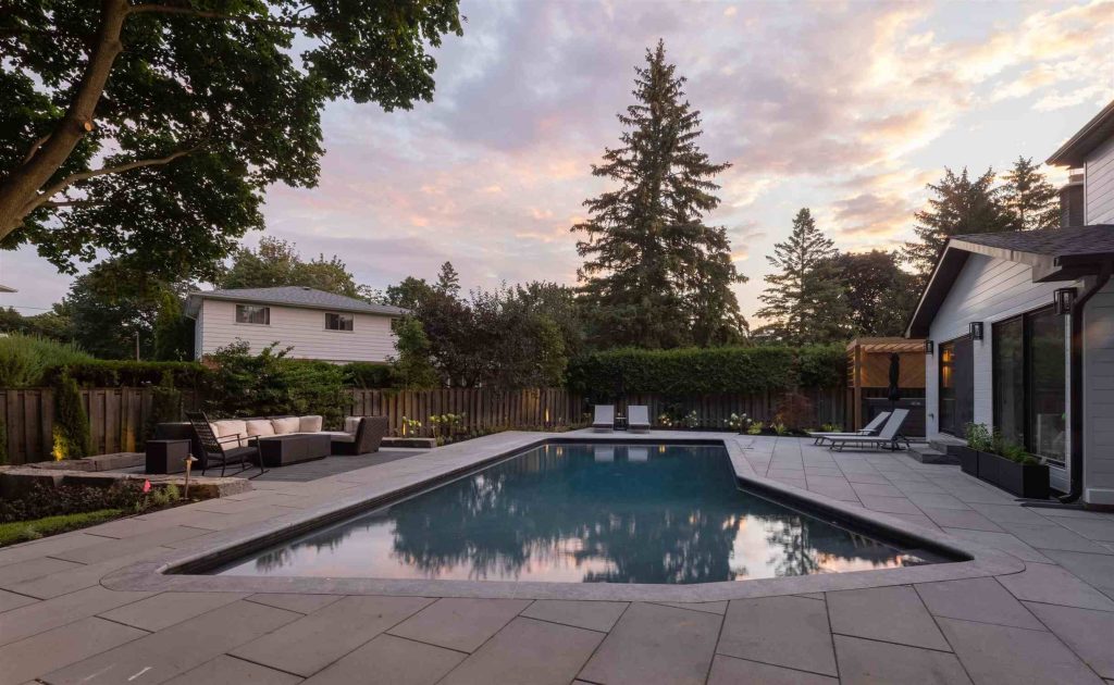 Interlocking Toronto ☑️ Top-Rated Interlocking Services